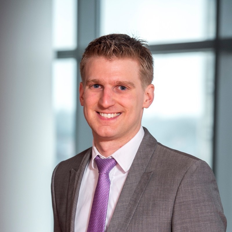 Introducing the transformative forces of AI in manufacturing